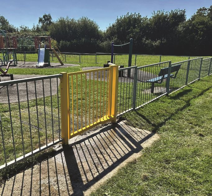 Prosafe Pedestrian Gate – GB Sport & Leisure