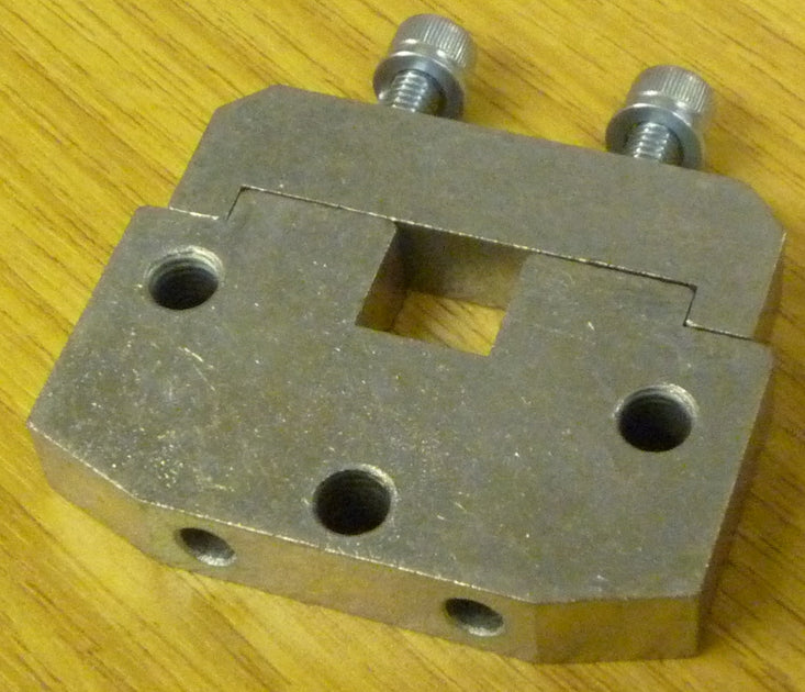 Prosafe Gate Bottom Bracket Assembly c/w fittings – GB Sport & Leisure